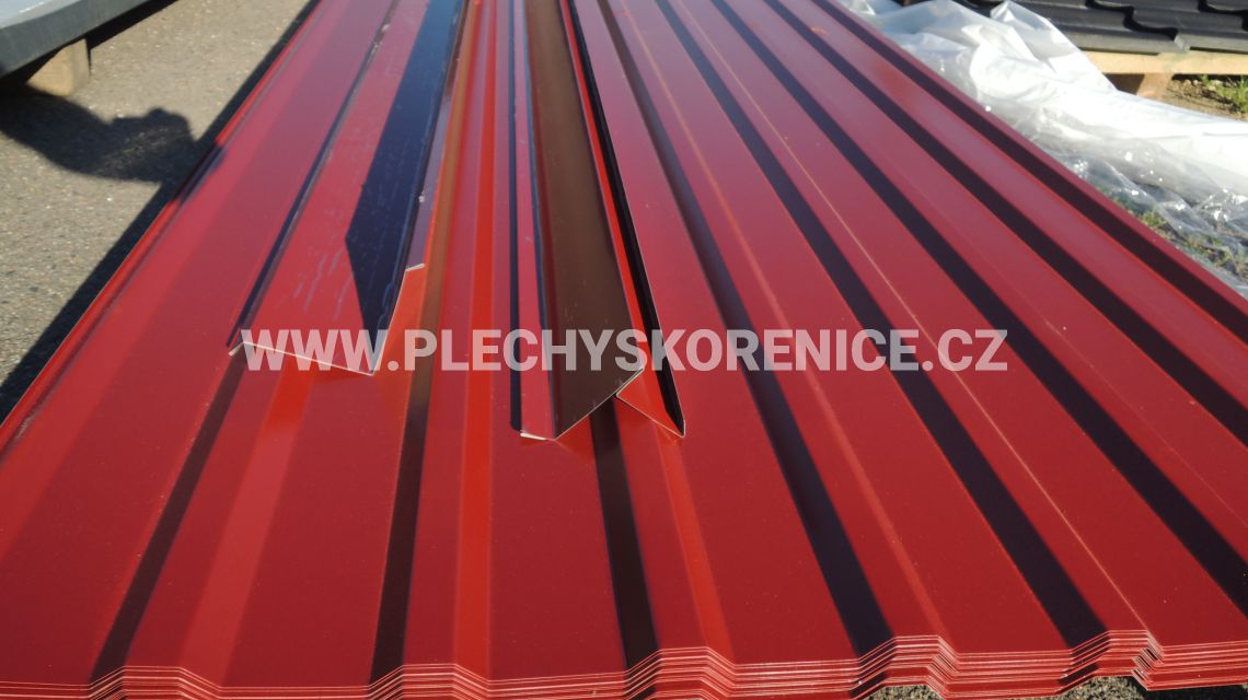 Trapézový plech T18 0,4mm - š. 114/110cm - RAL 3011 | Plechy Skořenice